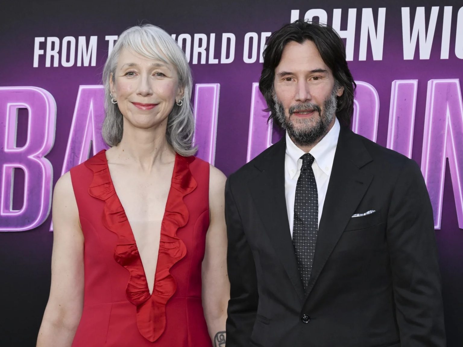 "Keanu Reeves Stands Proudly Beside His Fiancée—Despite Severe ...