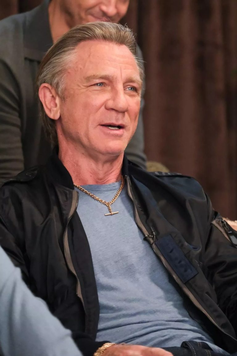 You Won’t Recognize Him: Daniel Craig Debuts a Look Miles Away from ...