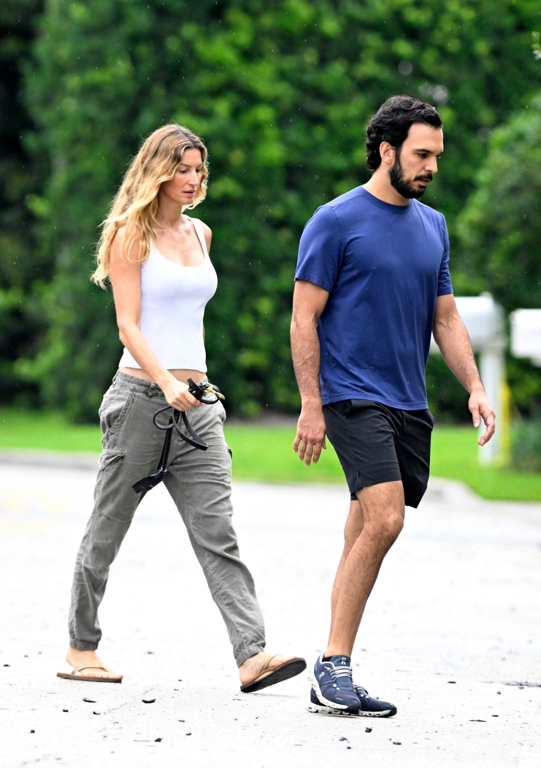 Gisele Bündchen embraces married life with Joaquim Valente during sun ...