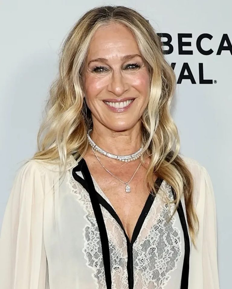 Sarah Jessica Parker Steps Out In Sheer Blouse For Rare Red Carpet ...