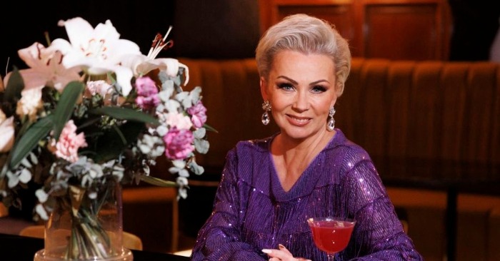 Helena Ahti-Hallberg myöntää suoraan: haave Espanjan-leposta ei mennyt ...