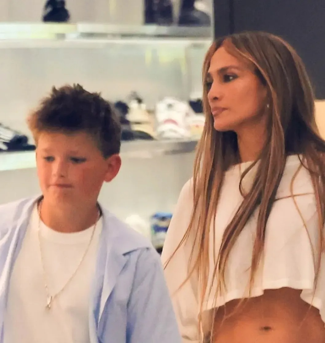 Jennifer Lopez bizonyítja, hogy a vegyes családok is működhetnek ...